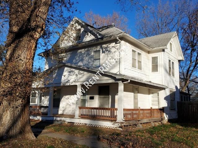 4 BR, 2 BA Apartment 524 NE Freeman Ave Topeka, KS 66616