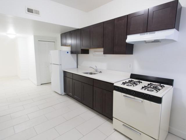 4 BR, 2 BA Apartment 5335 South Kimbark Avenue Unit 5337 2, Chicago, IL 60615