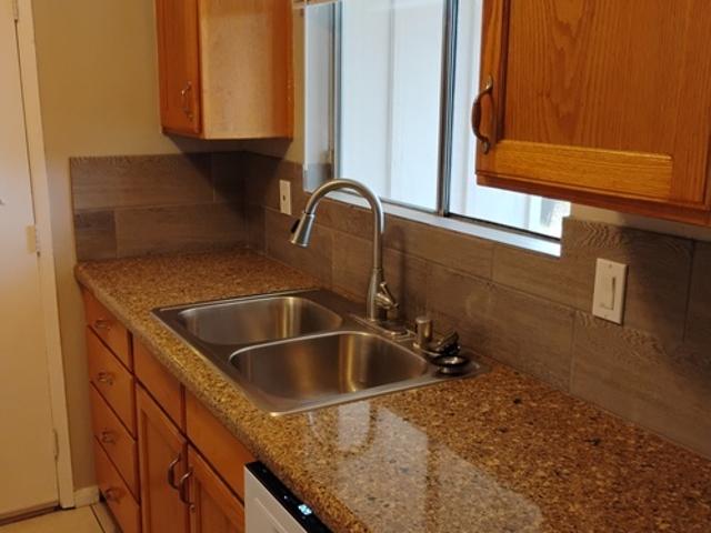 4 BR, 2 BA Apartment 5360 Cervantes Ave, San Diego, CA 92114