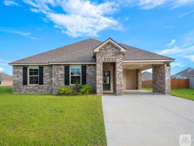 4 BR, 2 BA Apartment 5388 Greenridge Lane, Zachary, LA 70791