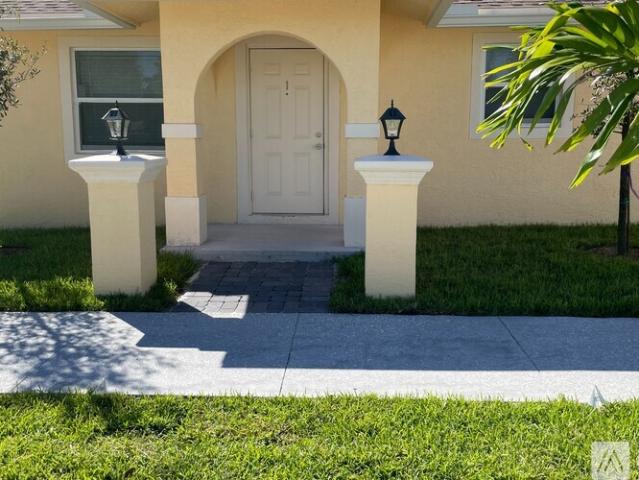 4 BR, 2 BA Apartment 65 West 16th Street, Unit Apt. 1, Riviera Beach, FL 33404
