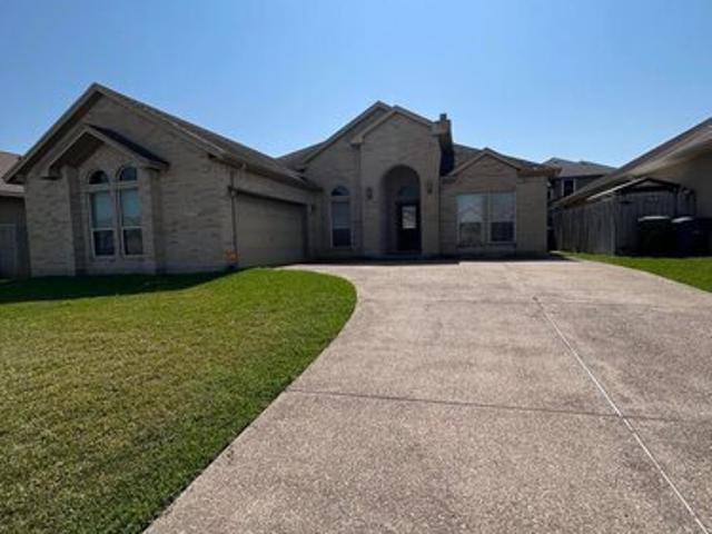4 BR, 2 BA Apartment 6733 Wall Street, Corpus Christi, TX 78414