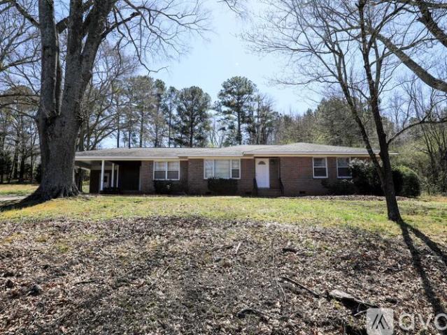 4 BR, 2 BA Apartment 684 Valley Road, Oneonta, AL 35121