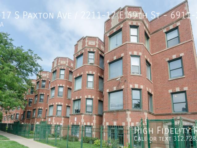 4 BR, 2 BA Apartment 6901 17 S Paxton Ave / 2211 17 E 69th St 6911 2, Chicago, IL 60649