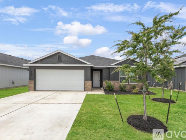 4 BR, 2 BA Apartment 604 Double Vision Rd, Jarrell, TX 76537