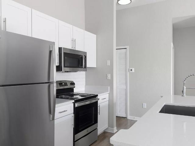 4 BR, 2 BA Apartment 6101 Raleigh St Unit 4 beds, 2 baths, $2307, Orlando, FL 32835