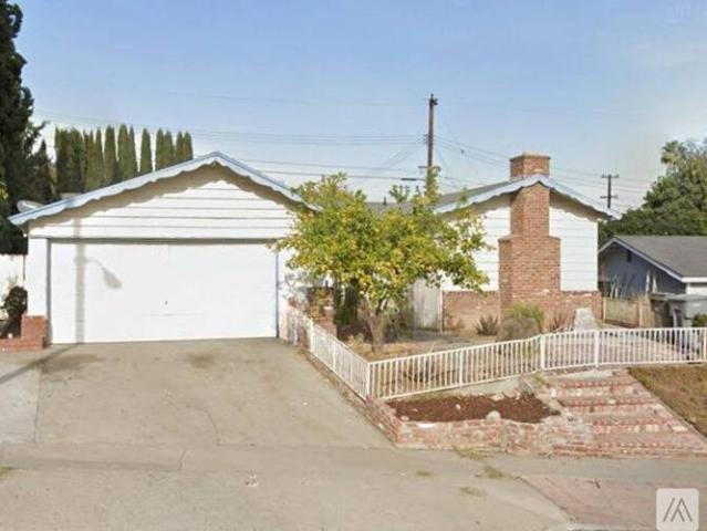 4 BR, 2 BA Apartment 611 Chesham Ave, La Habra, CA 90631