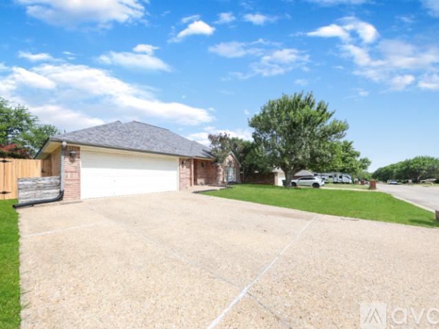 4 BR, 2 BA Apartment 616 Man O War Dr, Harker Heights, TX 76548