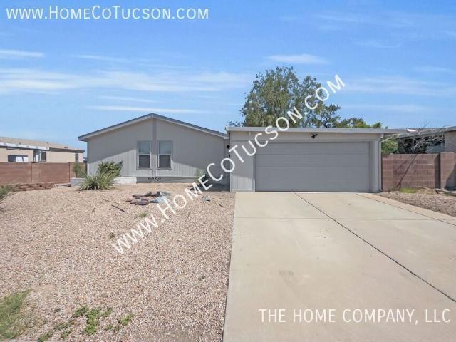 4 BR, 2 BA Apartment 6253 E Window Ridge Lane, Tucson, AZ 85756
