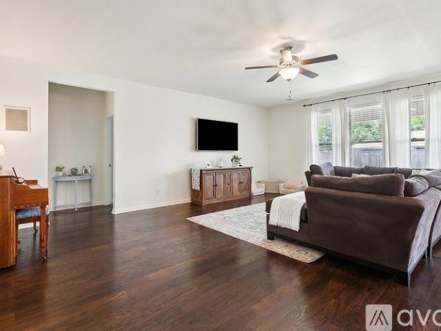4 BR, 2 BA Apartment 75176 Crestview Hills Loop, Covington, LA 70435