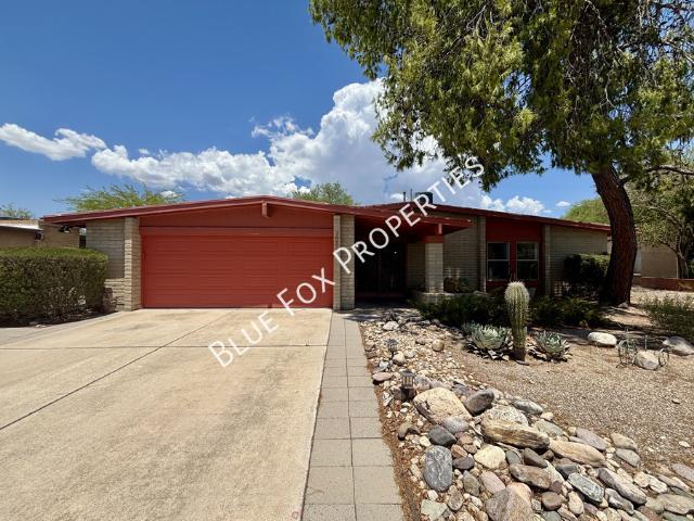 4 BR, 2 BA Apartment 7551 East La Cienega Drive, Tucson, AZ 85715