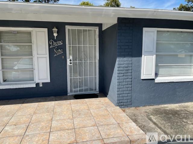 4 BR, 2 BA Apartment 7609 Acadian Drive, Orlando, FL 32822