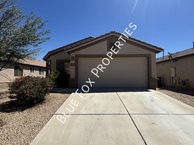 4 BR, 2 BA Apartment 7135 S Oakbank Drive, Tucson, AZ 85757