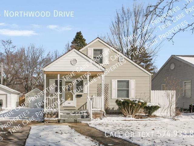 4 BR, 2 BA Apartment 724 Northwood Drive, South Bend, IN 46617