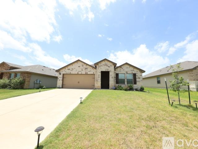 4 BR, 2 BA Apartment 8721 Cantera Rdg Rd, Temple, TX 76502