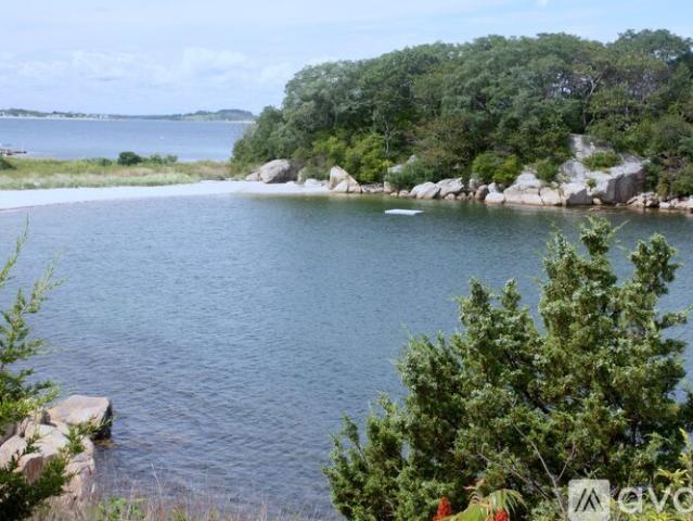 4 BR, 2 BA Apartment 878 Washington Street, Gloucester, MA 01930
