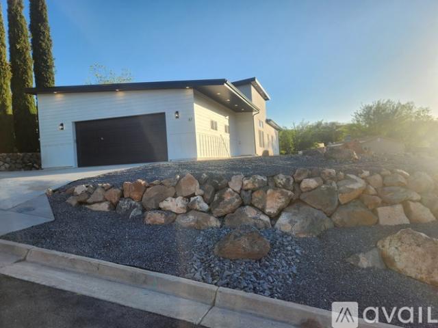 4 BR, 2 BA Apartment 87 E 880 N, Hurricane, UT 84737