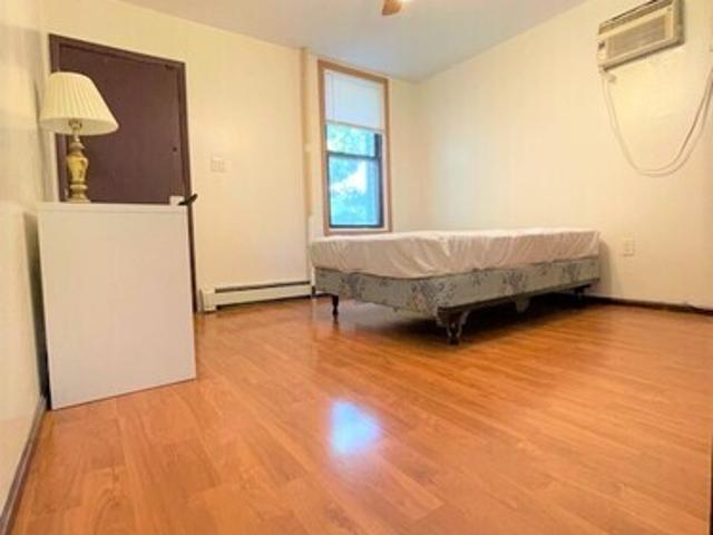 4 BR, 2 BA Apartment 802 Pavonia Ave, Unit # 1, Jersey City, NJ 07306