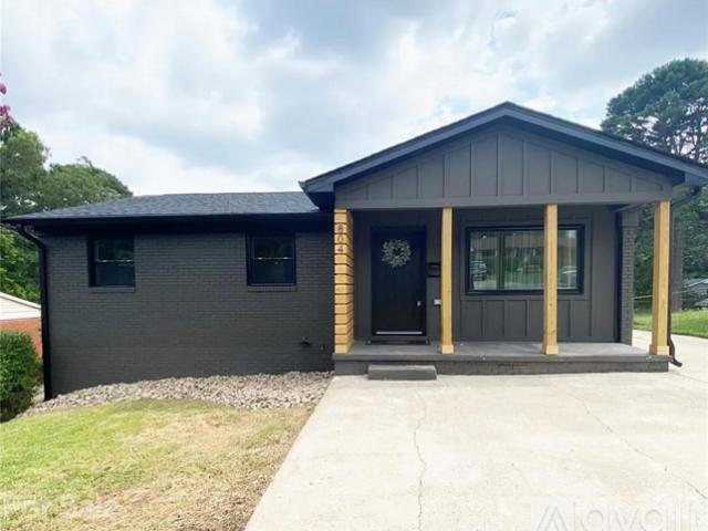 4 BR, 2 BA Apartment 804 Norwood Drive, Charlotte, NC 28208