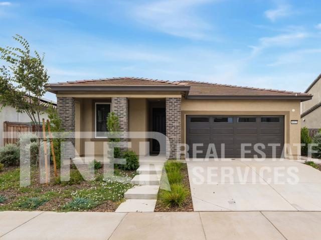 4 BR, 2 BA Apartment 8112 Joecy Way, Elk Grove, CA 95757