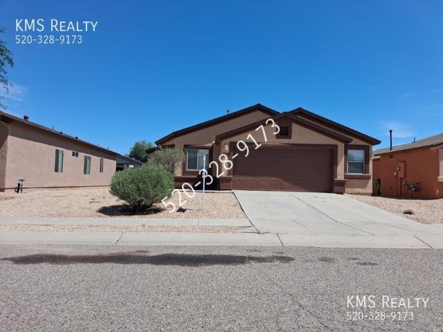 4 BR, 2 BA Apartment 8240 W Via Garcia Marquez, Tucson, AZ 85757