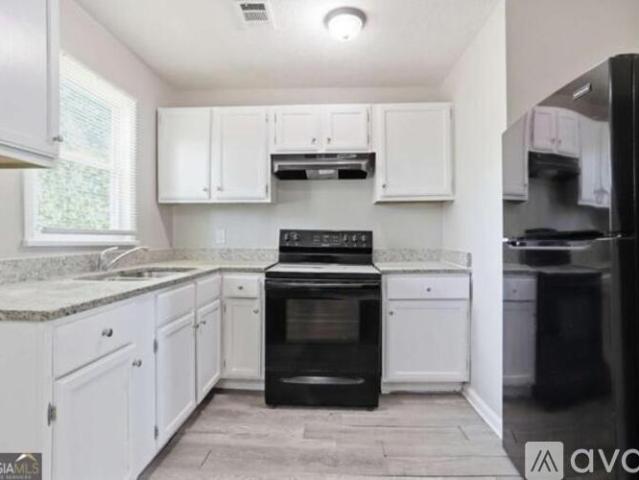 4 BR, 2 BA Apartment 829 Bonneville Terrace Northwest, Atlanta, GA 30331