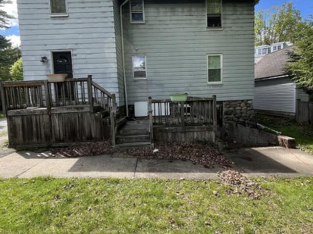 4 BR, 2 BA Apartment 8 Hammondswood Rd, Unit 1, Newton, MA 02467