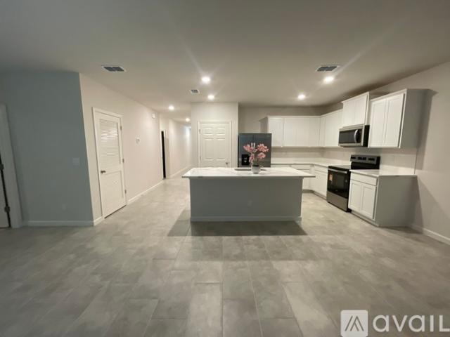 4 BR, 2 BA Apartment 9505 Silver Sands Lane, Fort Pierce, FL 34945