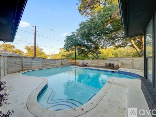 4 BR, 2 BA Apartment 9667 Timberleaf Dr, Dallas, TX 75243