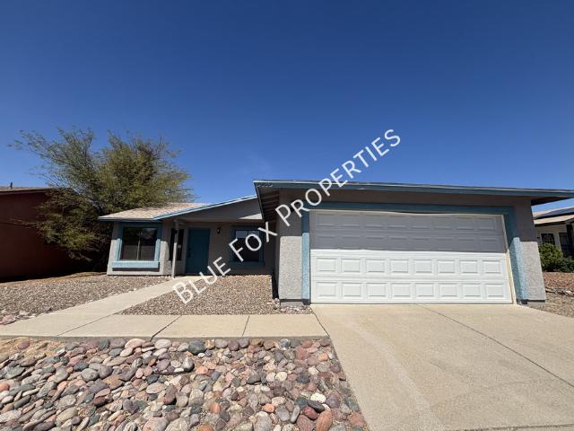 4 BR, 2 BA Apartment 9825 N Camino Vado, Tucson, AZ 85742