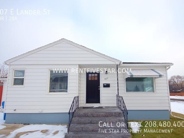 4 BR, 2 BA Apartment 907 E Lander St, Pocatello, ID 83201
