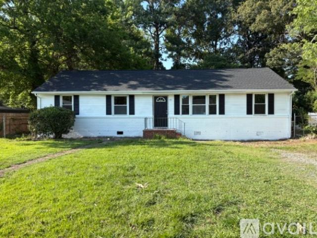 4 BR, 2 BA Apartment 915 Coleman Dr, Williamsburg, VA 23185