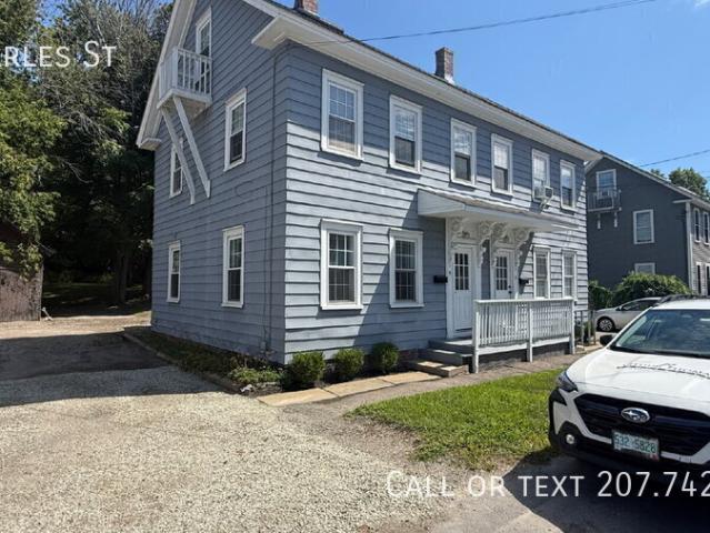 4 BR, 2 BA Apartment 9 Charles St, Dover, NH 03820