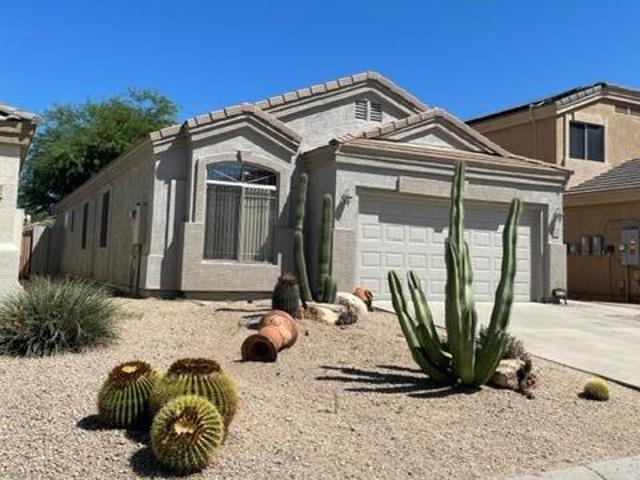 4 BR, 2 BA in Dove Valley Ranch