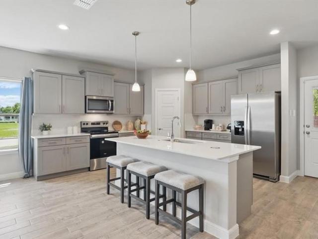 4 BR, 2 BA in Mansfield