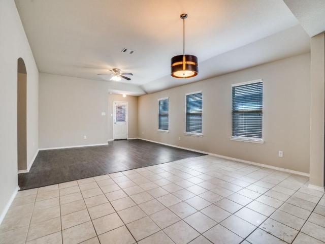 4 BR, 2 BA in Travis Ranch
