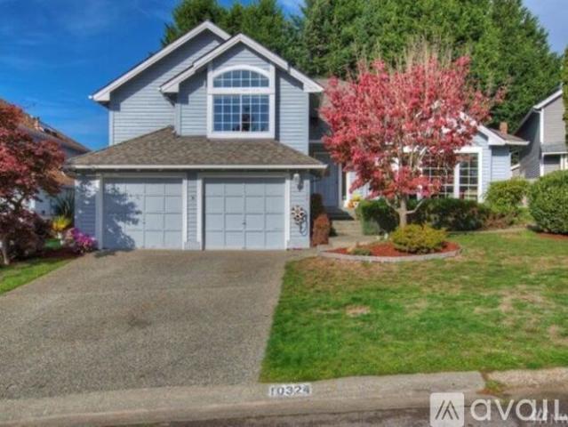4 BR, 3.3 BA Apartment 10324 Southeast 210th Place, Kent, WA 98031