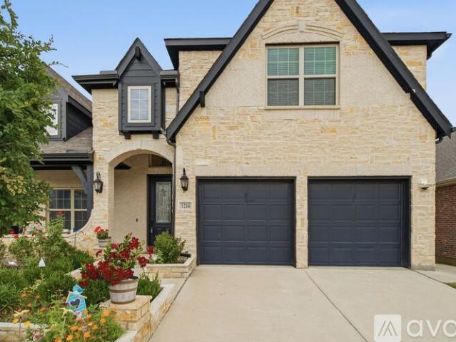 4 BR, 3.1 BA Apartment 1216 Bayonet St, Little Elm, TX 75068