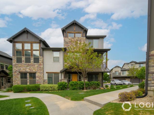 4 BR, 3.5 BA Apartment 10463 S Crimson Sage, Sandy, UT 84070