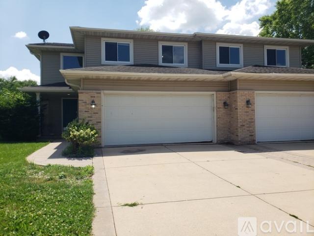 4 BR, 3.5 BA Apartment 107 Llanos St, Unit 107, Verona, WI 53593