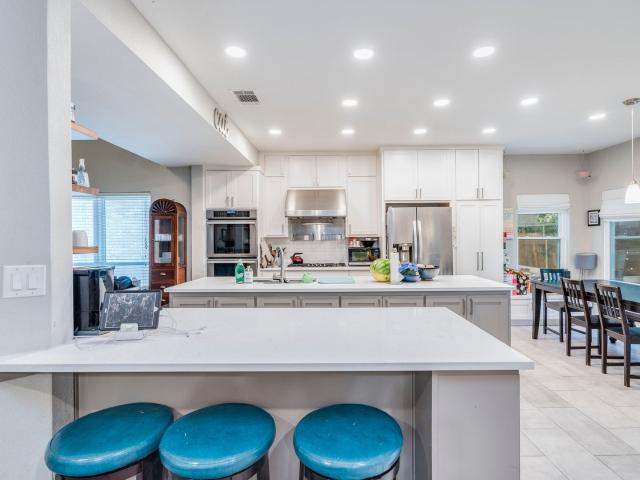 4 BR, 3.5 BA Apartment 10803 Sans Souci Place, Austin, TX 78759