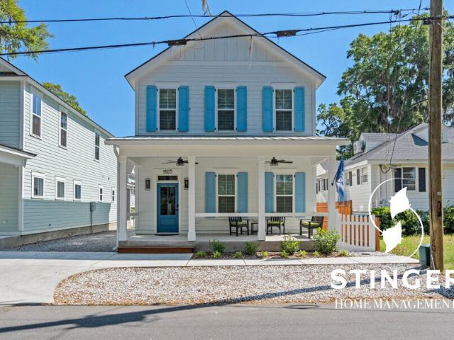 4 BR, 3.5 BA Apartment 1105 14th Street Main House, Port Royal, SC 29935