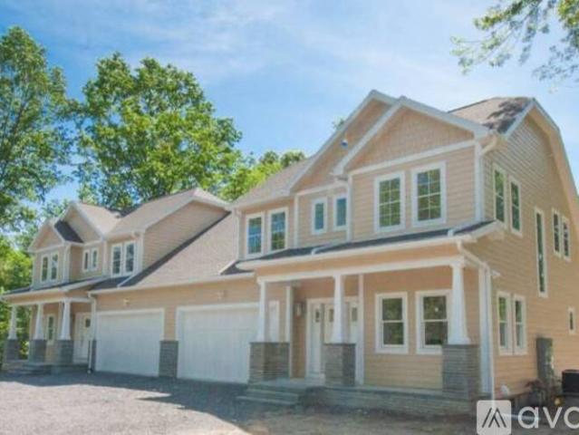 4 BR, 3.5 BA Apartment 174 Pleasant Grove Rd, Unit A, Ithaca, NY 14850