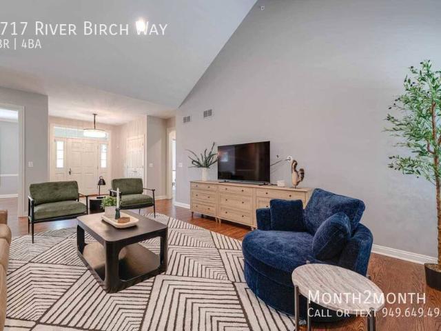 4 BR, 3.5 BA Apartment 1717 River Birch Way, Libertyville, IL 60048