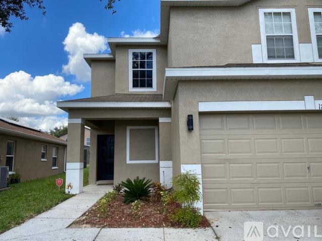 4 BR, 3.5 BA Apartment 1737 Royal Ridge Drive, Davenport, FL 33896
