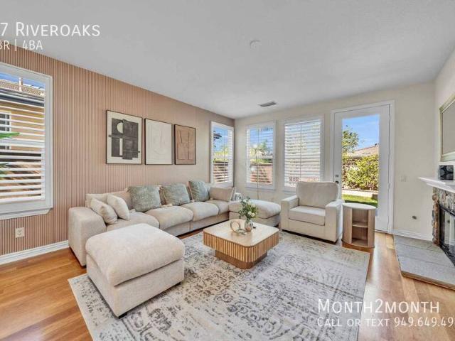 4 BR, 3.5 BA Apartment 17 Riveroaks, Irvine, CA 92602