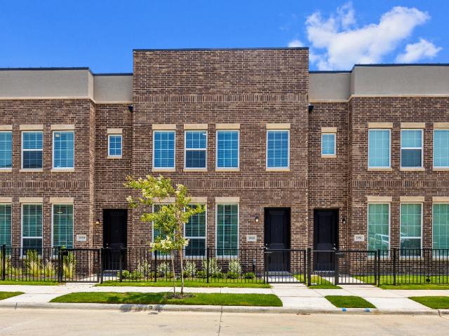 4 BR, 3.5 BA Apartment 1959 Rivendell Lane Unit 1958OR, Lewisville, TX 75077