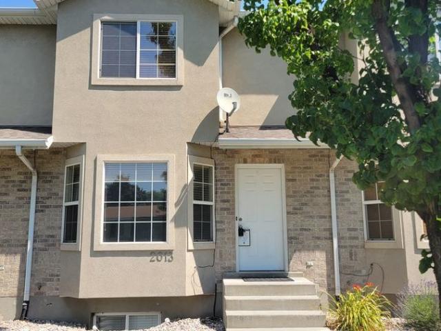 4 BR, 3.5 BA Apartment 2013 East 7205 South, cottonwood Heights, UT 84121