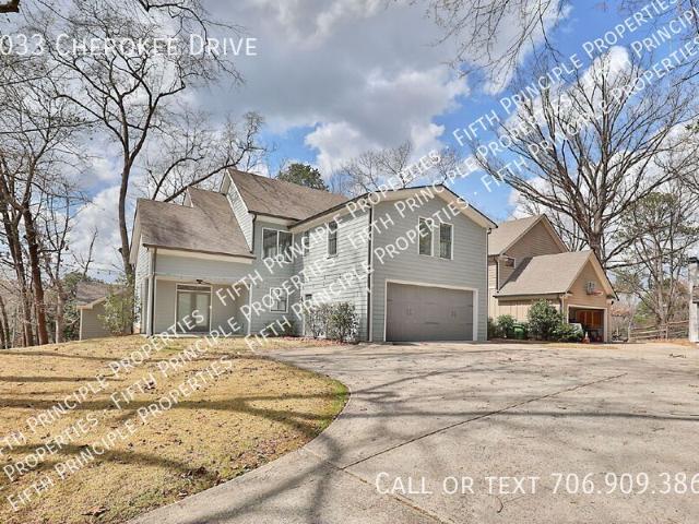 4 BR, 3.5 BA Apartment 2033 Cherokee Drive, Columbus, GA 31906