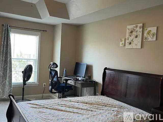 4 BR, 3.5 BA Apartment 22641 Twitter Square, Ashburn, VA 20148